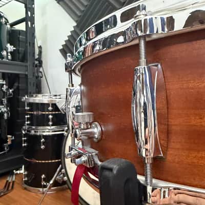 Gretsch USA Custom 14” x 5.5” - Ribbon Mahogany Snare Drum | Reverb