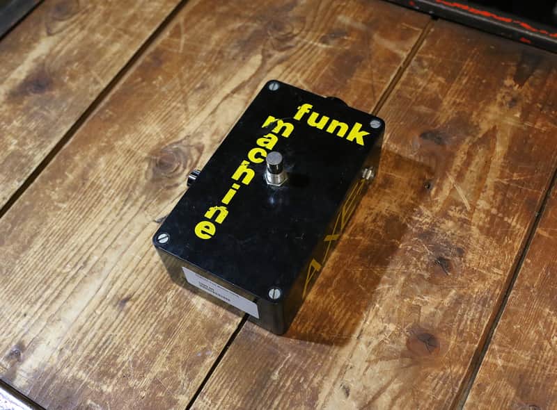 Seamoon Funk Machine 1973 - Black bakelite | Reverb