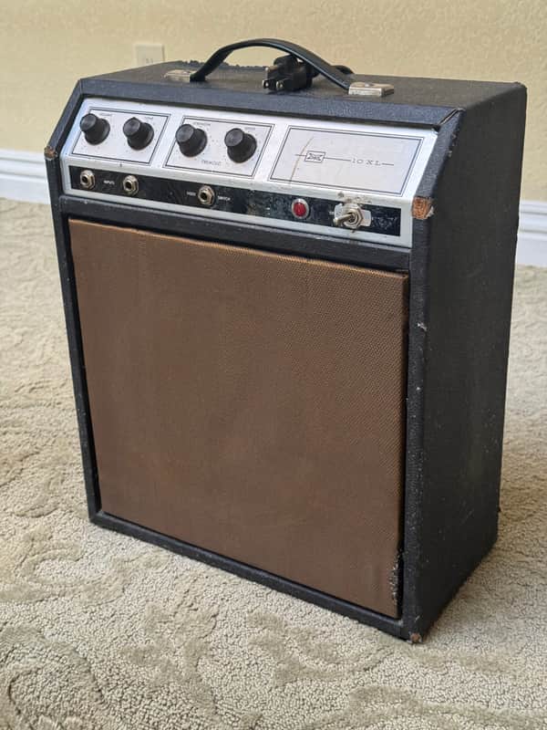 Silvertone Model 1421 10XL 10-Watt 1x8 Guitar Combo Late | Reverb