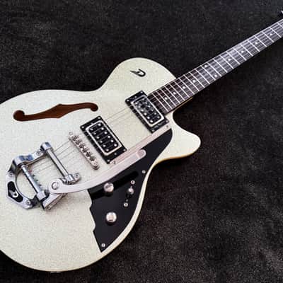 Duesenberg Starplayer DJP-SP - Silver Sparkle - EXCELLENT | Reverb