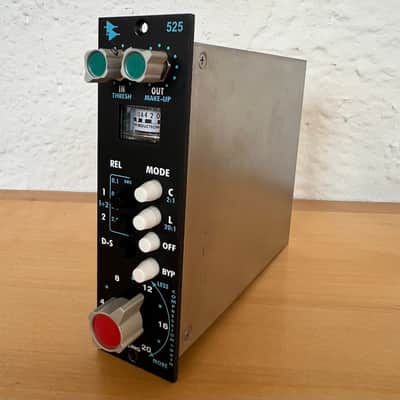 API 525 500 Series Compressor / Limiter Module 2000 - Present | Reverb