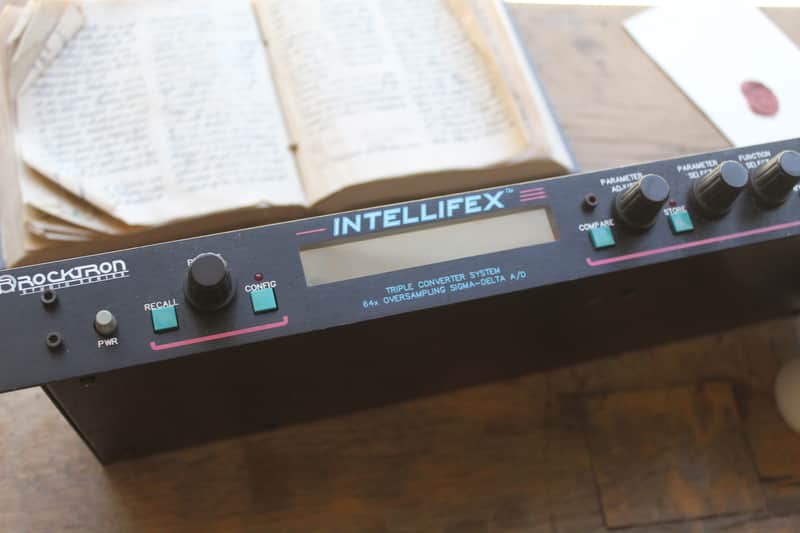ROCKTRON "Intellifex 24 Bit Intelligent Effects Processor | Reverb