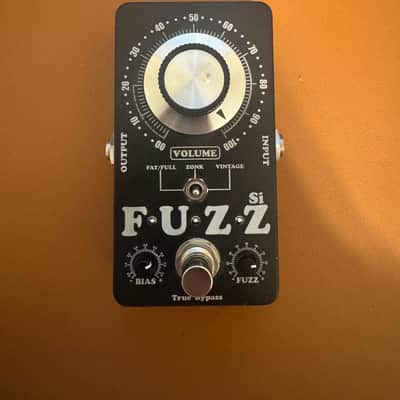 King Tone Guitar MiniFuzz Si | Reverb