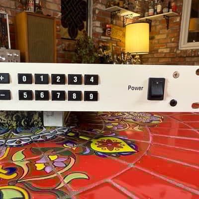 Oberheim Matrix 1000 Rare White Panel 6-Voice Synthesizer | Reverb