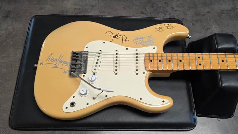 1983 Fender Stratocaster GRAMMY Artist Signed Owned American | Reverb