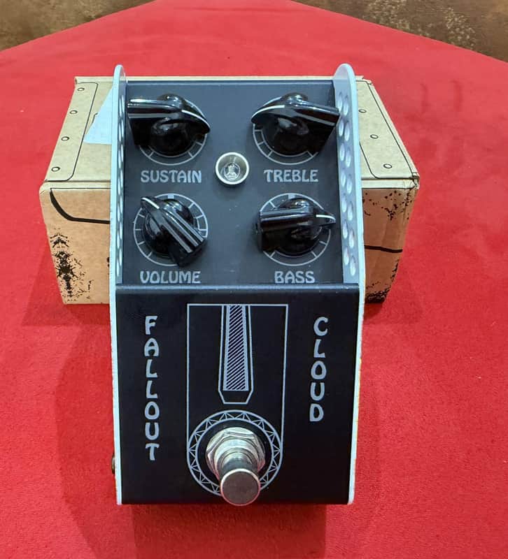 Rare Limited ThorpyFX Fallout Cloud Fuzz | Reverb Canada
