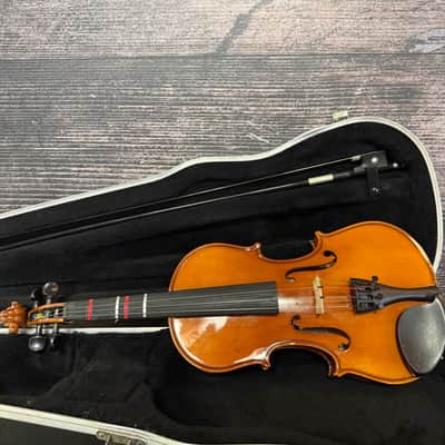 WM. Lewis and Son WL16E2 1/2 Student Violin Outfit | Reverb