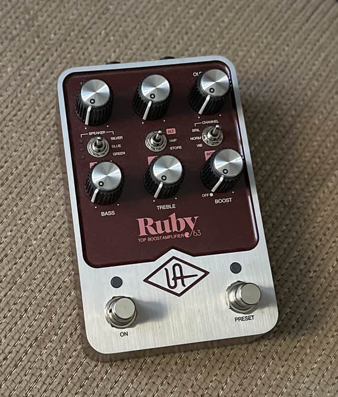 Universal Audio Ruby ’63 Top Boost Amplifier Simulator Pedal | Reverb