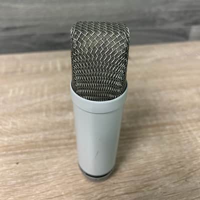 Rode NT1 Condenser Microphone w/ SM1 Shock Mount #2639 | Reverb