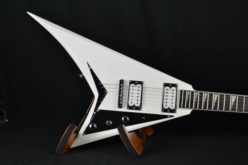 Jackson MJ Series Rhoads RRT with Case - Snow White | Reverb Canada