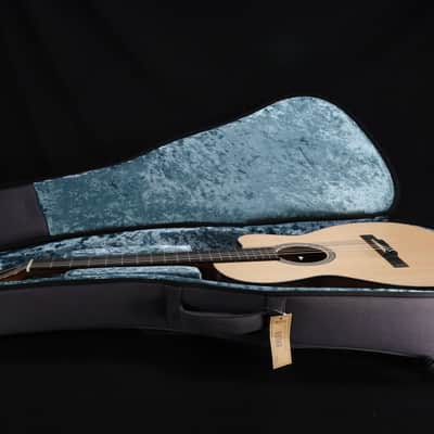 Martin Guitar 000C1216E Nylon Mahogany with Softshell Case | Reverb