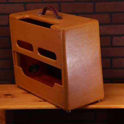 Narrow panel 5e3 Tweed Deluxe - Amber Shellac /Nitro Lacquer | Reverb