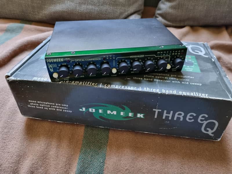 Joe Meek Three Q 2007 - Black with metallic green facia | Reverb