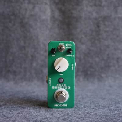 Mooer LoFi Machine 2010s - Green | Reverb