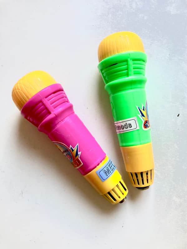 Lofi Dynamic microphone With Spring Reverb Echo | Reverb UK