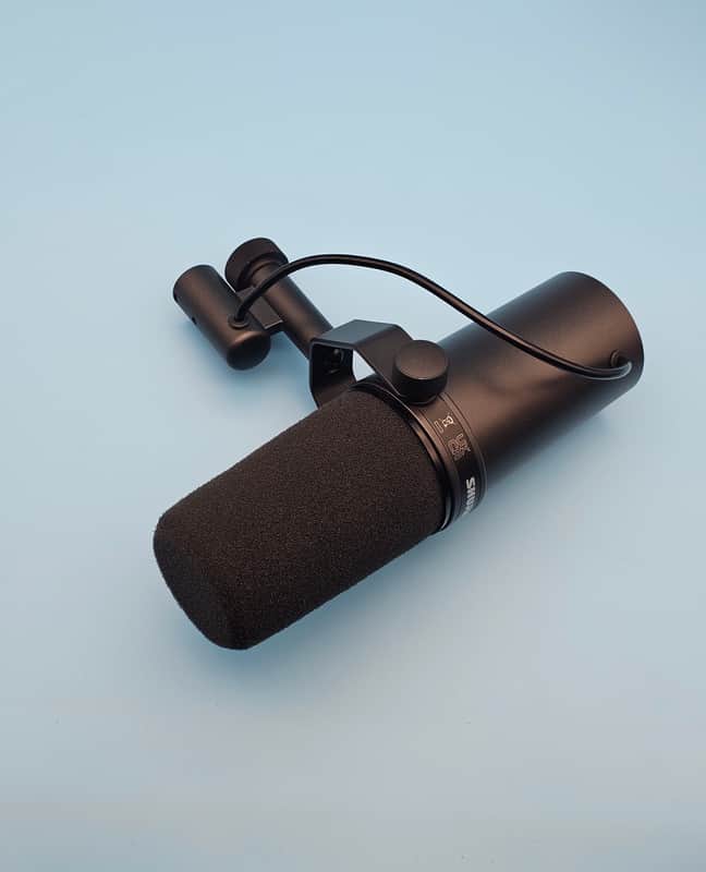 ☆Authentic Shure SM7B Cardioid Dynamic Microphone | Reverb