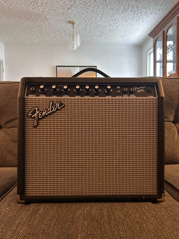 Fender Frontman 25R Series II 2-Channel 25-Watt 1x10" Guitar | Reverb