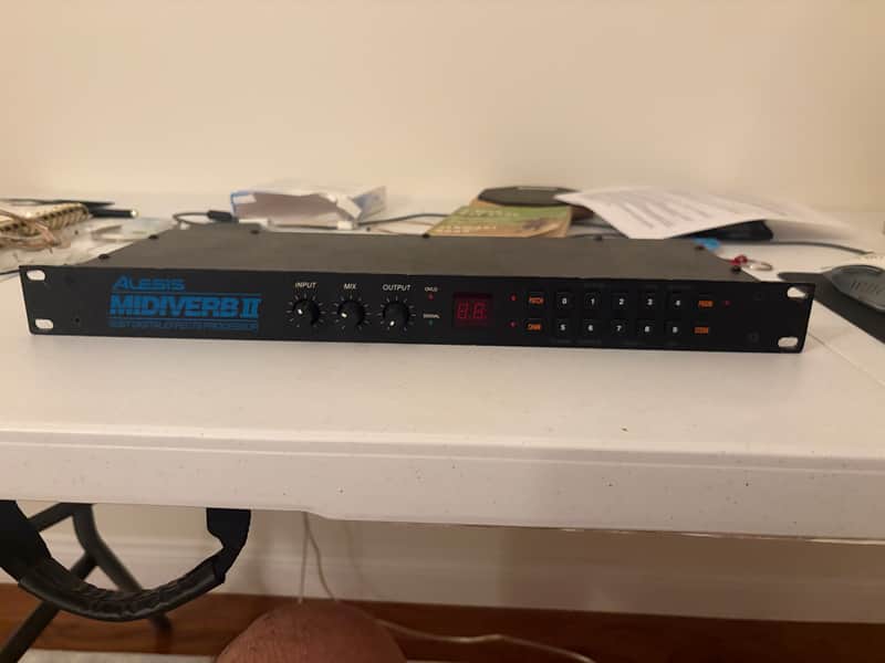 Alesis Midiverb II 16-Bit Digital Effects Processor 1990s - | Reverb