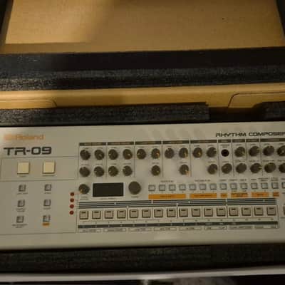 Roland TR-09 Rhythm Composer 2017 - Present - White | Reverb
