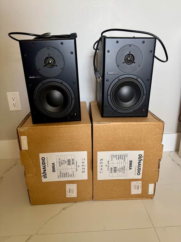 Dynaudio Acoustics BM6A Nearfield Studio Monitors (Pair) | Reverb