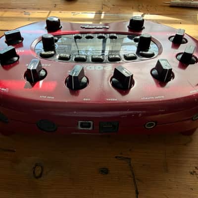 Line 6 POD xt Multi-Effect and Amp Modeler 2002 - 2006 - Red | Reverb