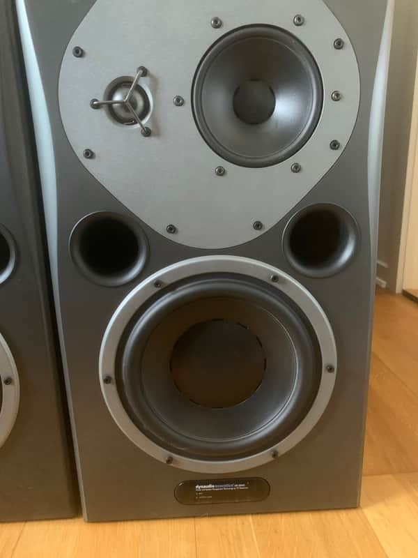 Dynaudio AIR 20 + Subwoofer | Reverb