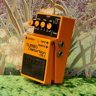 Boss DS-2 Turbo Distortion (Silver Label) | Reverb