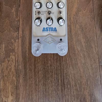 Universal Audio Astra Modulation Machine 2021 - Present - | Reverb