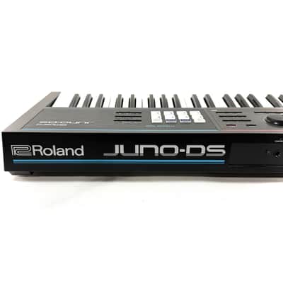 Used Roland DS-61 Synthesizer | Reverb