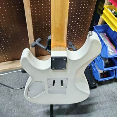 Sawtooth M24 2020's - White | Reverb