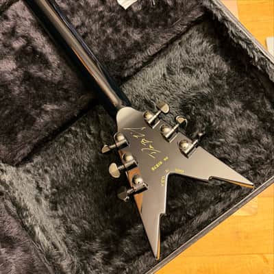 Dean USA Razorback V Custom Shop 2006 Skulls - Hand-Painted | Reverb