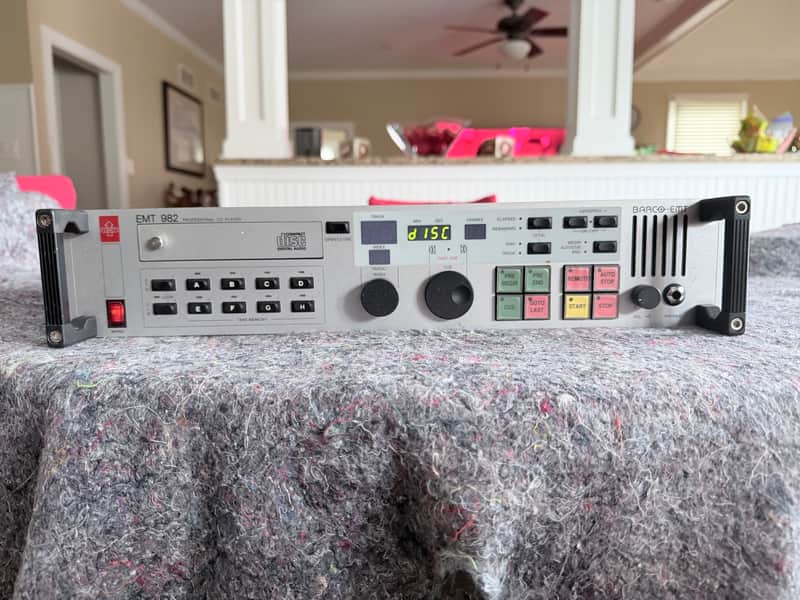 EMT 982 Professional / Audiophile CD Player | Excellent | Reverb