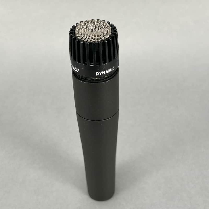 Shure SM57 Cardiod Dynamic Instrument Microphone | Reverb