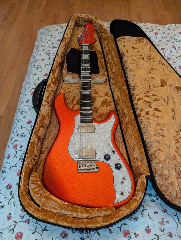 Novo Custom Idris HH 2025 - Candy Apple Red Metallic | Reverb Estonia