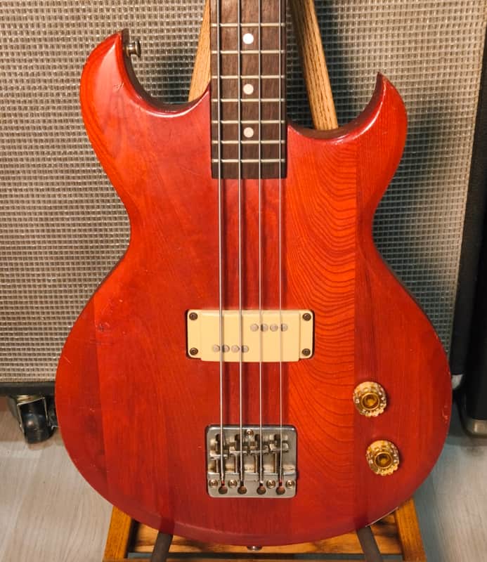 Aria Pro II Cardinal Series "32 scale (Like Kim Deal from | Reverb