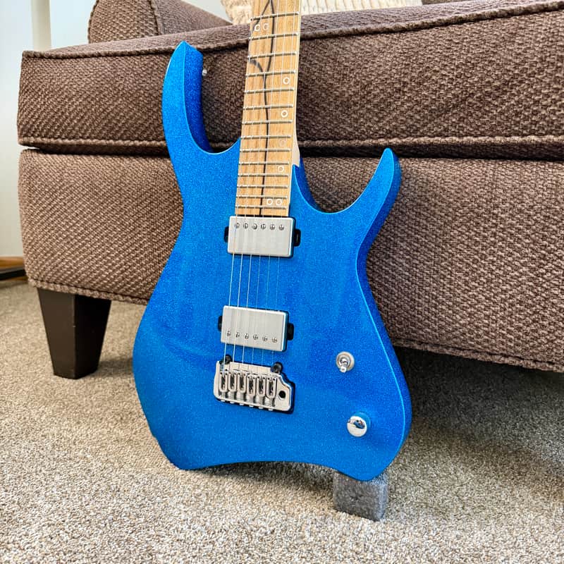 Kiesel Kyber 6 Pale Moon Ebony 2025 - Aqua Blue | Reverb Canada