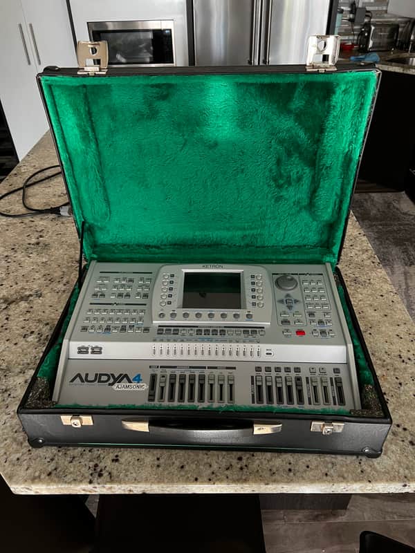 Ketron Audya 4 | Reverb