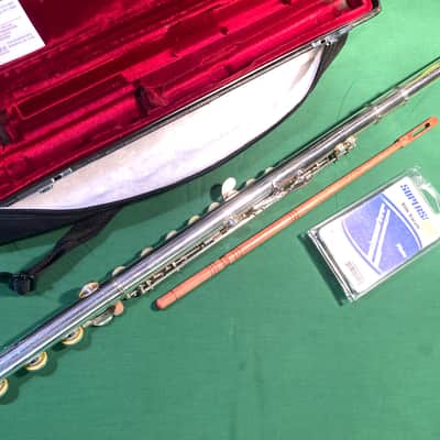 Yamaha Advanced Student Flute Model YFL481H-Gently | Reverb
