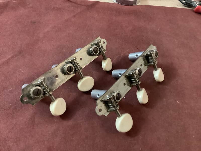 Vintage Waverly classical guitar tuning machines 3x3 | Reverb