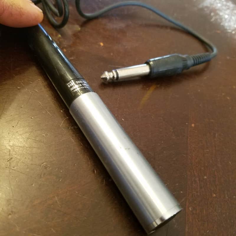 Realistic MC-1000 Slim 10 kOhm Dynamic Mic Taiwan 1970s - | Reverb