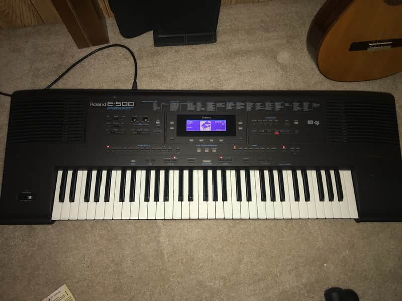 Roland E500 Intelligent Arranger Keyboard w/ soft Case | Reverb UK
