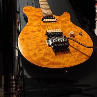 Music Man Axis 2001 - Trans Amber | Reverb