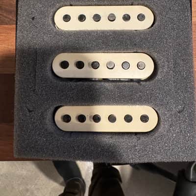 Fender Wildwood 10 Hand-Wound AlNiCo II Stratocaster pickups | Reverb