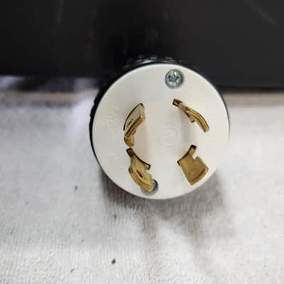 Solotech, Professional 30 Amp 125/250 Volt Electrical | Reverb