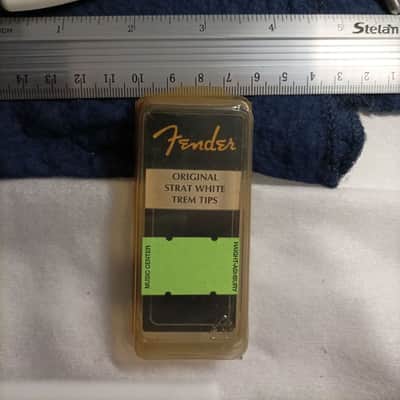 Fender ELITE Short ARM 5⅕ Gilmour RED Strat Type | Reverb Australia