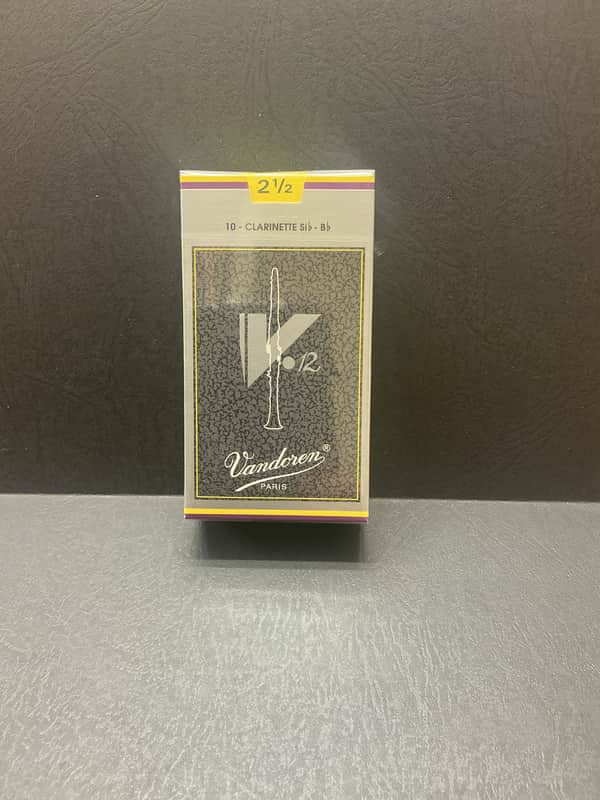 Vandoren V12 2.5 Bb Clarinet Box of Ten Reeds CR1925 | Reverb