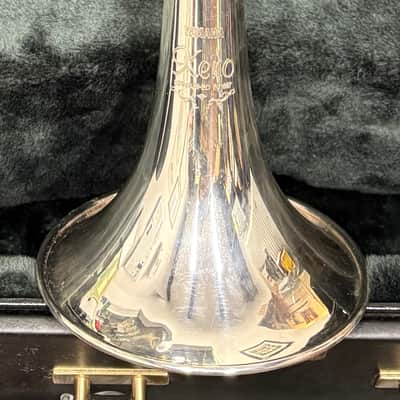 Yamaha Xeno Trumpet, Silver Finish, Gold Brass Bell, Model | Reverb