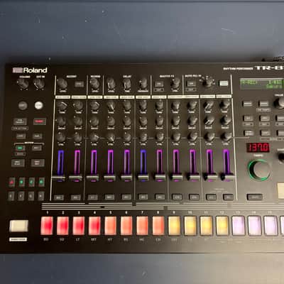 Roland TR-8S AIRA Rhythm Performer with Sample Playback 2018 | Reverb