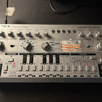 Behringer TD-3 Analog Bass Line Synthesizer 2019 - Present - | Reverb