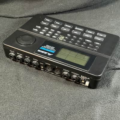 Alesis SR-16 Drum Machine 2010s - Black | Reverb